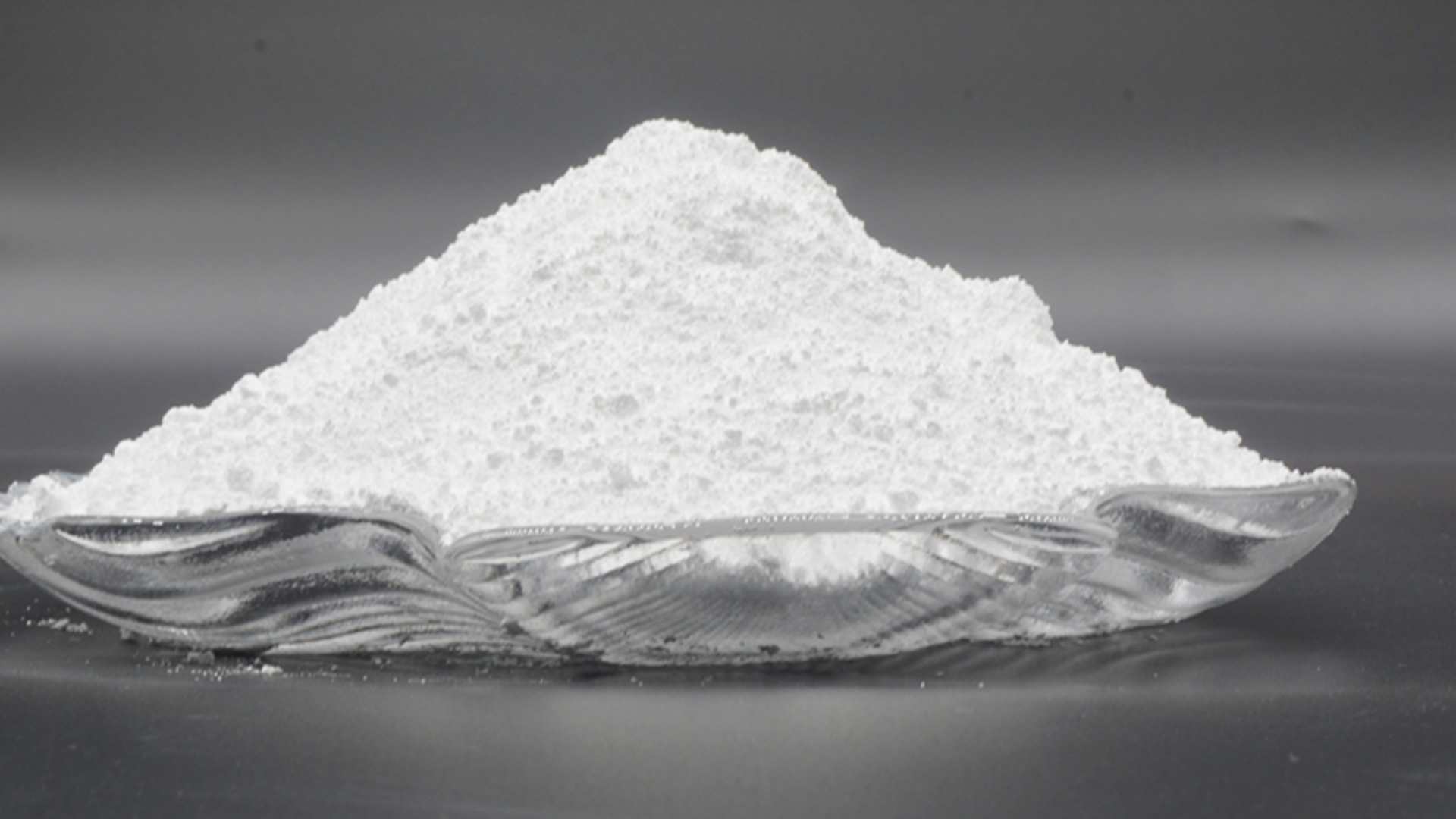 News - The Magic of Aluminium Oxide Powder: How It Transforms Material ...